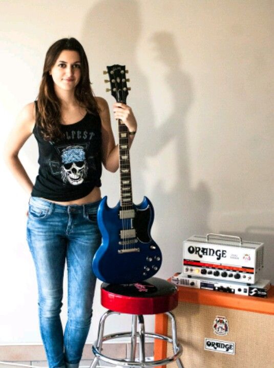 Laura Cox, de YouTube a los escenarios – the Guitar Xperience radio show